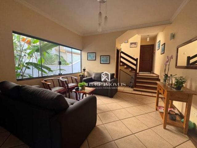 Casa com 3 dormitórios à venda, 199 m² por R$ 1.640.000,00 Urbanova São José dos Campos/SP