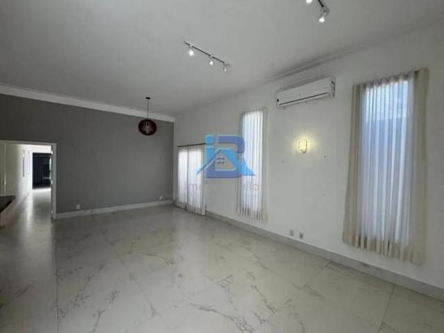 Casa com 3 dormitórios à venda, 199 m² por R$ 1.850.000,00 Condomínio Ville de France Itatiba/SP