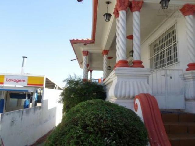 Casa com 3 dormitórios à venda, 190 m² por R$ 1.200.000,00 Centro Pederneiras/SP