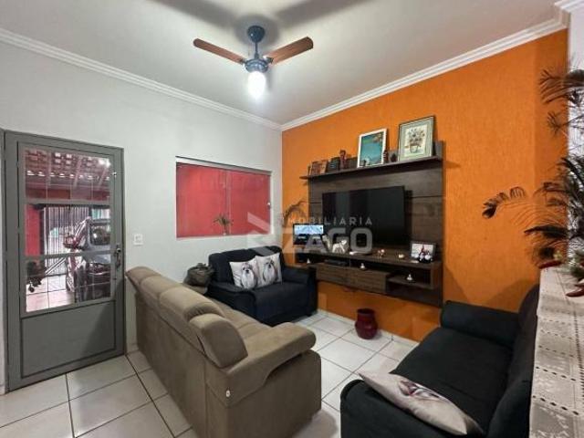 Casa com 3 dormitórios à venda, 190 m² por R$ 390.000,00 Pacaembu Uberaba/MG