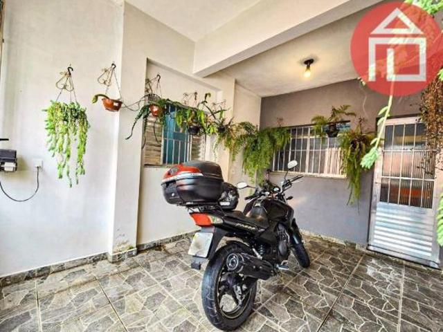 Casa com 3 dormitórios à venda, 190 m² por R$ 639.000,00 Centro Bragança Paulista/SP