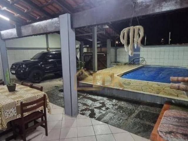 Casa com 3 dormitórios à venda, 190 m² por R$ 690.000 Golfinho Caraguatatuba/SP