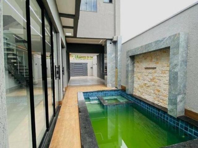 Casa com 3 dormitórios à venda, 190 m² por R$ 990.000,00 Residencial Morumbi Goiânia/GO