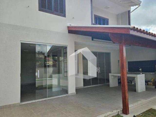 Casa com 3 dormitórios à venda, 191 m² por R$ 1.150.000,00 Santa Ângela Poços de Caldas/MG