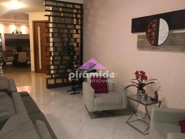 Casa com 3 dormitórios à venda, 191 m² por R$ 2.600.000,00 Jardim Caçapava Caçapava/SP