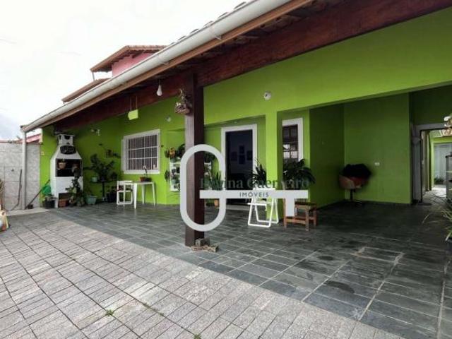 Casa com 3 dormitórios à venda, 192 m² por R$ 650.000,00 Jardim Marcia I Peruíbe/SP