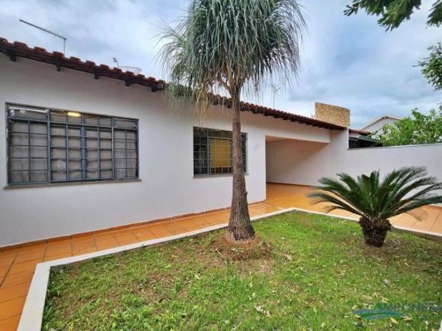 Casa com 3 dormitórios à venda, 192 m² por R$ 700.000,00 San Fernando Londrina/PR