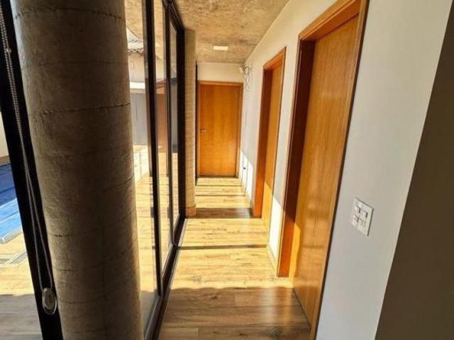 Casa com 3 dormitórios à venda, 192 m² por R$ 750.000,00 Regissol