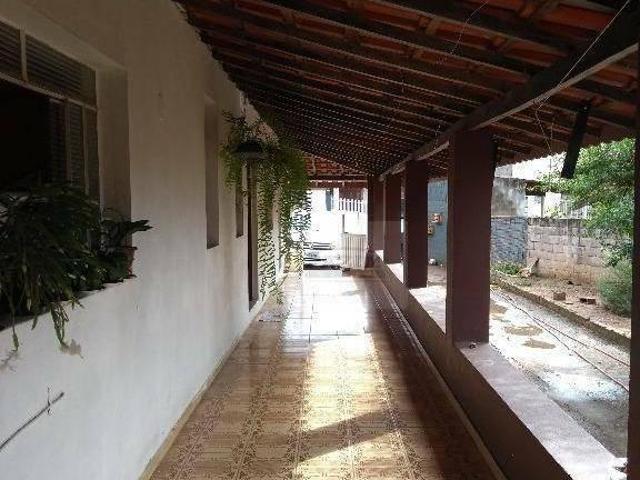 Casa com 3 dormitórios à venda, 193 m² Capela Vinhedo/SP