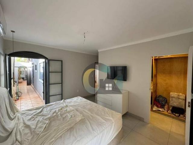 Casa com 3 dormitórios à venda, 193 m² por R$ 700.000,00 Gonçalves Barretos/SP