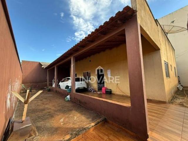 Casa com 3 dormitórios à venda, 1 m² por R$ 390.000,00 Alvorada Araporã/MG