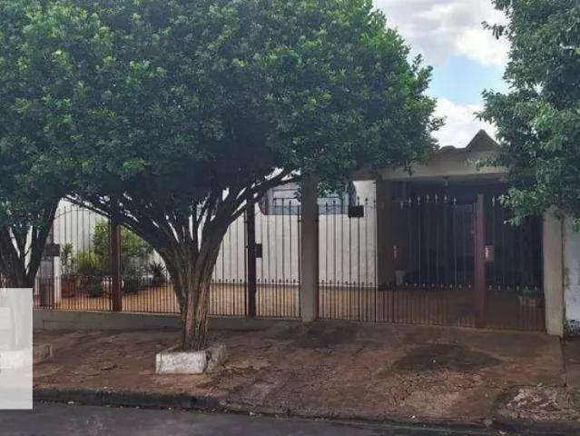 Casa com 3 dormitórios à venda, 204 m² por R$ 320.000,00 Vila Albertina Ribeirão Preto/SP