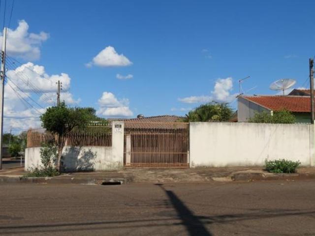 Casa com 3 dormitórios à venda, 205 m² por R$ 310.000,00 Waldemar Hauer Londrina/PR