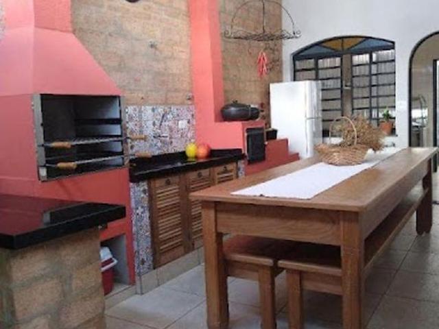 Casa com 3 dormitórios à venda, 205 m² por R$ 905.000,00 Jardim Alvinópolis Atibaia/SP