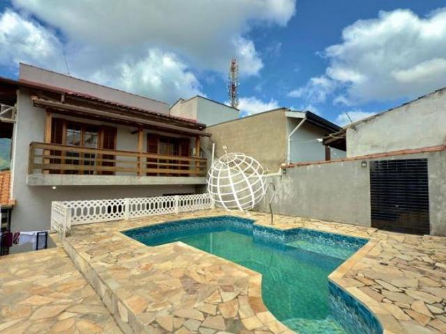 Casa com 3 dormitórios à venda, 208 m² por R$ 1.150.000,00 Jardim Jaraguá Atibaia/SP