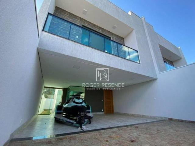 Casa com 3 dormitórios à venda, 208 m² por R$ 950.000,00 Espírito Santo Betim/MG