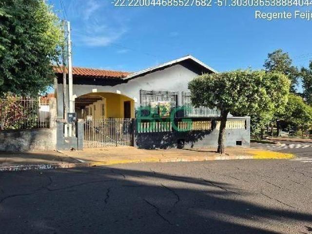 Casa com 3 dormitórios à venda, 209 m² por R$ 254.925,72 Regente Feijo Regente Feijó/SP