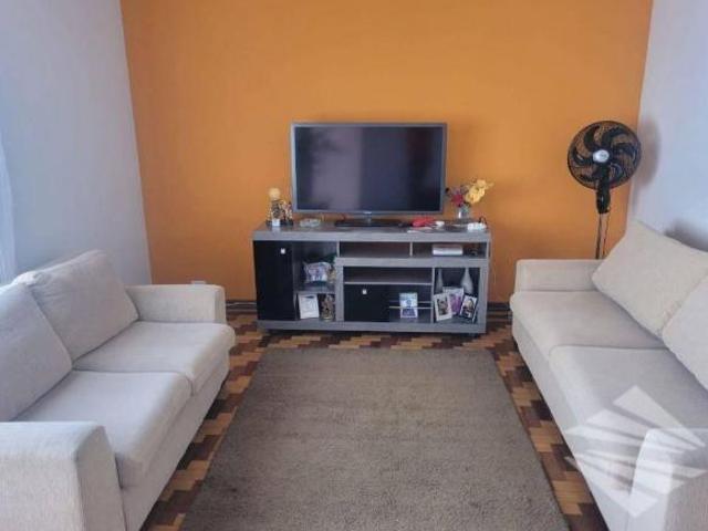 Casa com 3 dormitórios à venda, 200 m² Centro Taubaté/SP