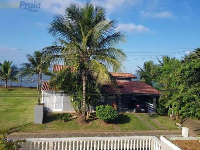 Casa em condomínio fechado, com 3 dormitórios à venda, 200 m² por R$ 1.250.000 Enseada São Sebas