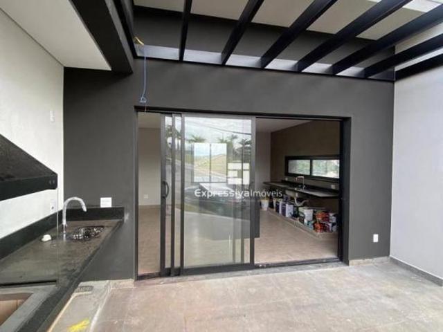 Casa com 3 dormitórios à venda, 200 m² por R$ 1.500.000,00 Loteamento Itatiba Country Club Itat