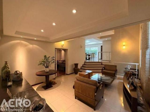 Casa com 3 dormitórios à venda, 200 m² por R$ 1.600.000 Villaggio III Bauru/SP