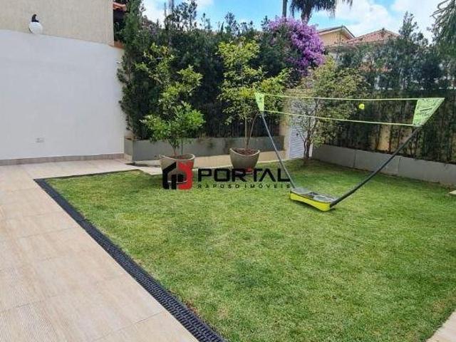Casa com 3 dormitórios à venda, 200 m² por R$ 1.600.000,00 Granja Viana Cotia/SP