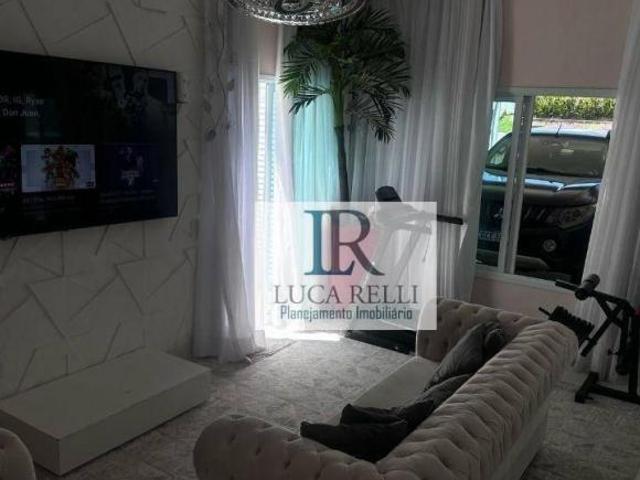 Casa com 3 dormitórios à venda, 200 m² por R$ 1.640.000,00 Suru Santana de Parnaíba/SP