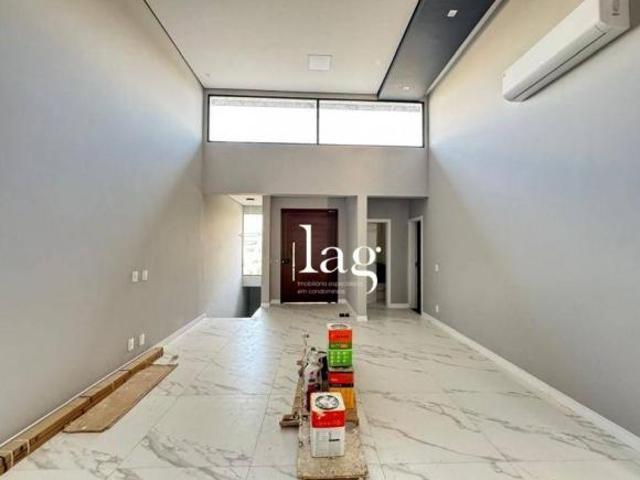 Casa com 3 dormitórios à venda, 200 m² por R$ 1.650.000,00 Condomínio Sunlake SPA Residencial So