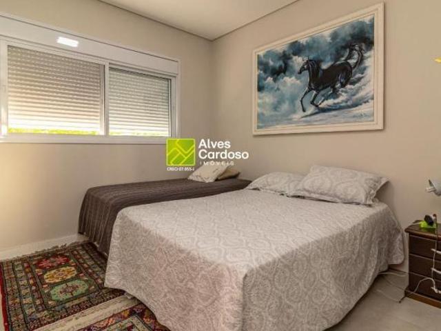 Casa com 3 dormitórios à venda, 200 m² por R$ 1.700.000,00 Caguaçu Sorocaba/SP