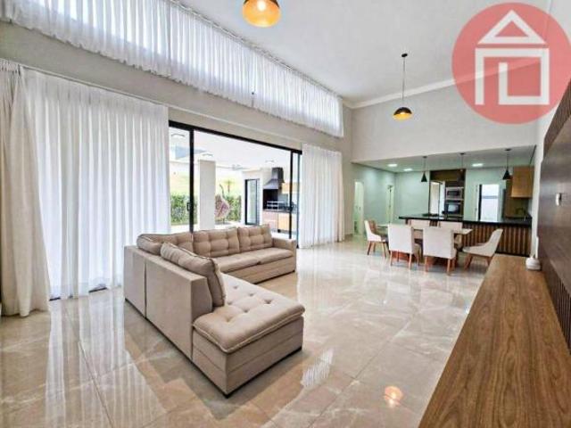 Casa com 3 dormitórios à venda, 200 m² por R$ 1.700.000,00 Condomínio Residencial Euroville II B