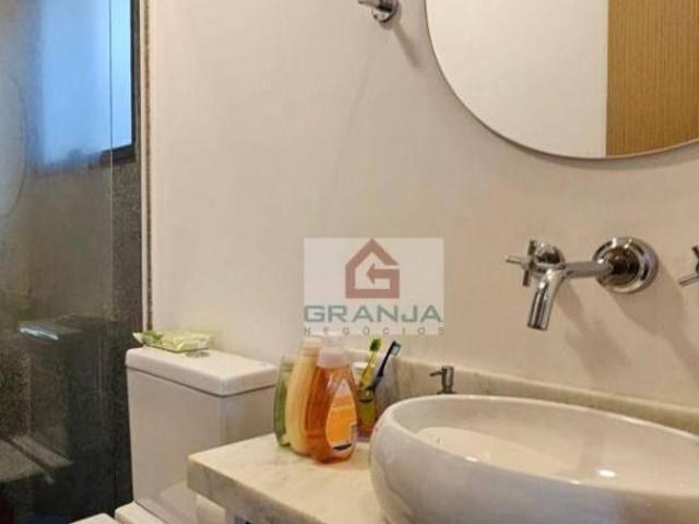 Casa com 3 dormitórios à venda, 200 m² por R$ 1.900.000,00 Chácara das Candeias Carapicuíba/SP
