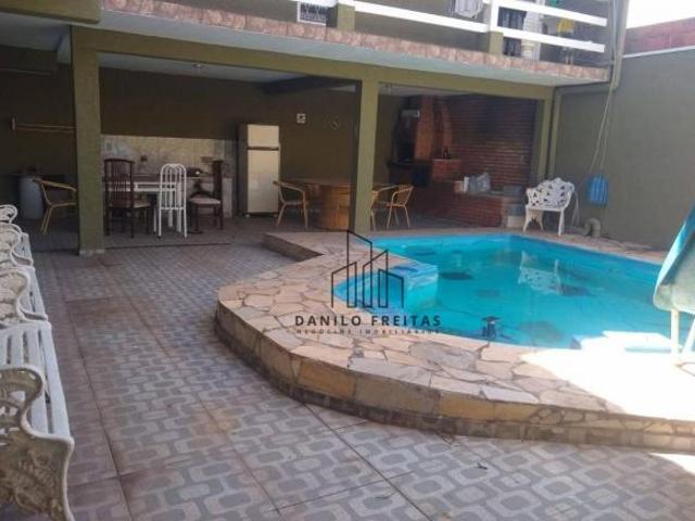 Casa com 3 dormitórios à venda, 200 m² por R$ 1.000.000,00 Jardim Alvinópolis Atibaia/SP