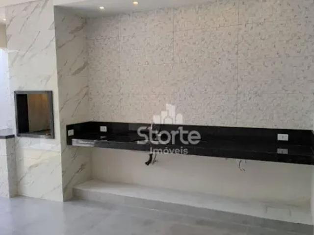 Casa com 3 dormitórios à venda, 200 m² por R$ 1.100.000 Laranjeiras Uberlândia/MG