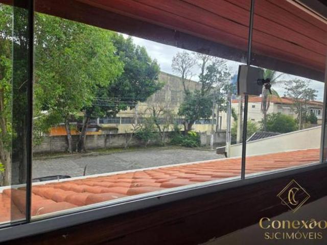 Casa com 3 dormitórios à venda, 200 m² por R$ 1.100.000,00 Bosque dos Eucaliptos São José dos Ca