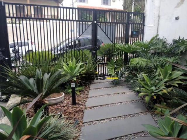 Casa com 3 dormitórios à venda, 200 m² por R$ 1.150.000,00 Jardim São Carlos Sorocaba/SP