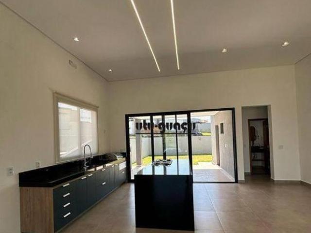 Casa com 3 dormitórios à venda, 200 m² por R$ 1.380.000,00 Condomínio Lagos D&apos Icaraí Salto/SP