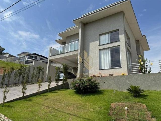 Casa com 3 dormitórios à venda, 200 m² por R$ 1.390.000,00 Condomínio Alto da Floresta Bom Jesus