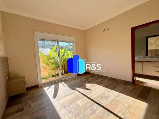Casa com 3 dormitórios à venda, 200 m² por R$ 2.790.000,00 Condomínio Residencial Terras de Santa