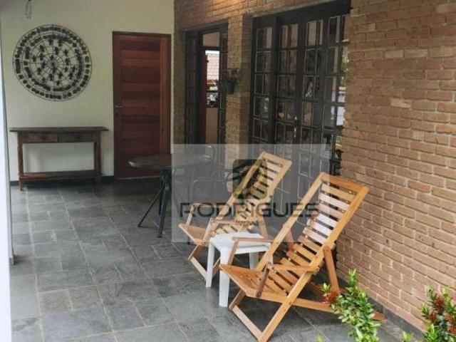 Casa com 3 dormitórios à venda, 200 m² por R$ 2.800.000,00 T Pequeno São Sebastião/SP
