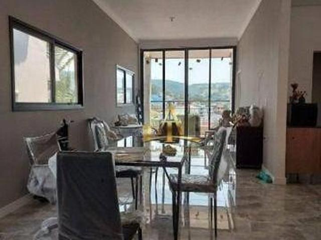 Casa com 3 dormitórios à venda, 200 m² por R$ 2.000.000,00 New Ville Santana de Parnaíba/SP