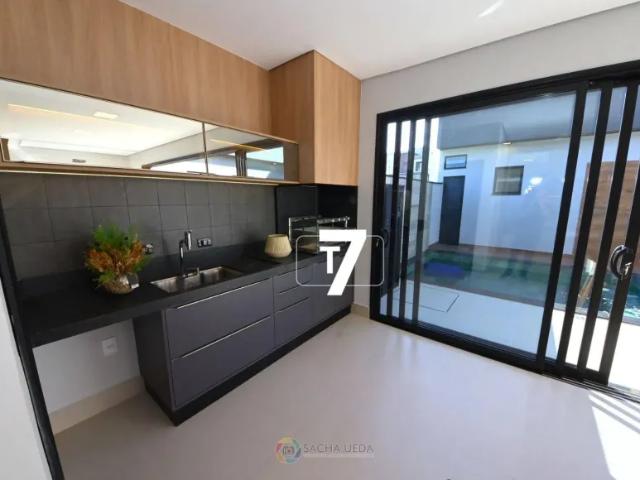 Casa com 3 dormitórios à venda, 200 m² por R$ 2.050.000,00 Condomínio Dona Maria Cândida Indaiat