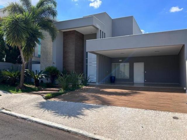 Casa com 3 dormitórios à venda, 200 m² por R$ 2.300.000,00 Condomínio Porta.