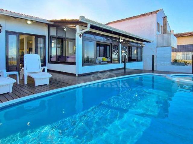 Casa com 3 dormitórios à venda, 200 m² por R$ 2.390.000,00 Nereidas Guaratuba/PR