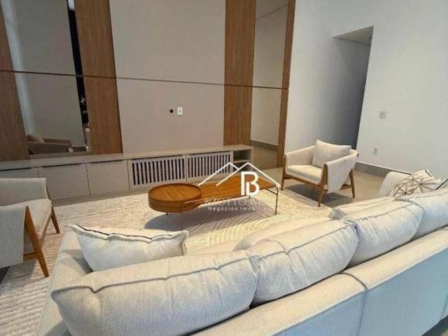Casa com 3 dormitórios à venda, 200 m² por R$ 2.390.000,00 Jardim Residencial Dona Lucilla Indai
