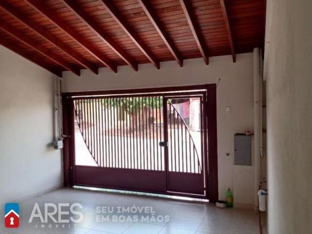 Casa com 3 dormitórios à venda, 200 m² por R$ 400.000,00 Loteamento Planalto do Sol Santa Bárbar