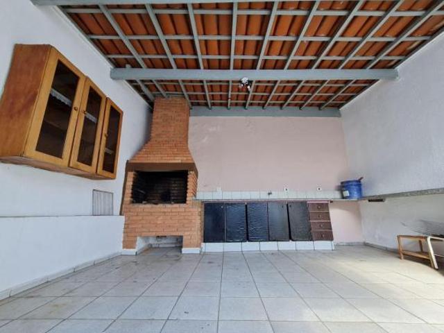 Casa com 3 dormitórios, 200 m² venda por R$ 650.000,00 ou aluguel por R$ 3.440,00/mês Vila Santa
