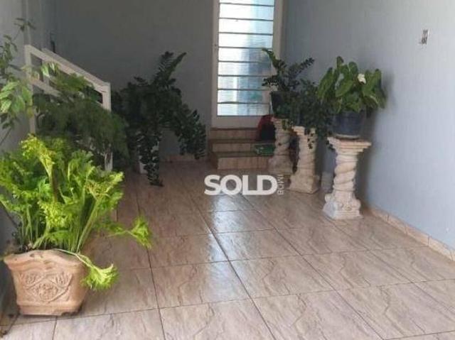 Casa com 3 dormitórios à venda, 200 m² por R$ 625.000,00 Centro Franca/SP