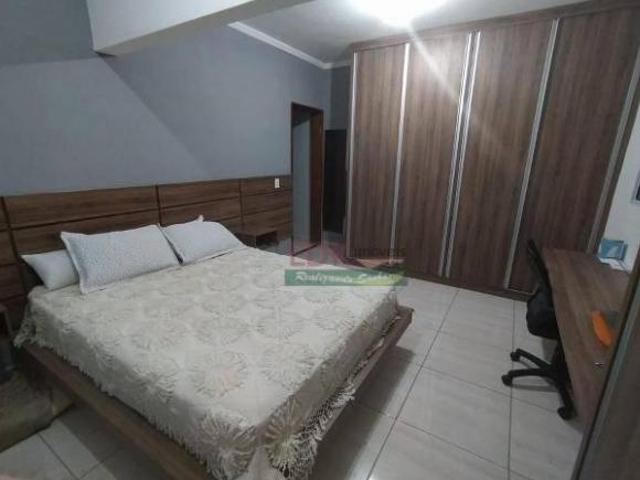 Casa com 3 dormitórios à venda, 200 m² por R$ 639.000,00 Jardim Hípica Pinheiro Taubaté/SP