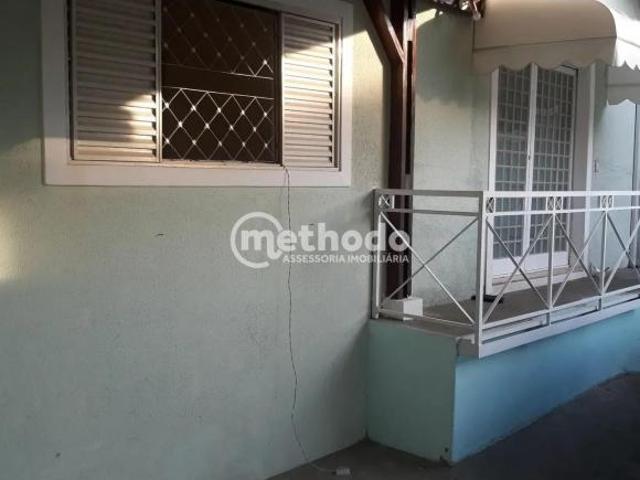 Casa com 3 dormitórios à venda, 200 m² por R$ 630.000,00 Jardim García Campinas/SP