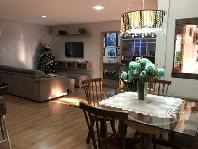 Casa com 3 dormitórios à venda, 200 m² por R$ 630.000,00 Lindóia Londrina/PR